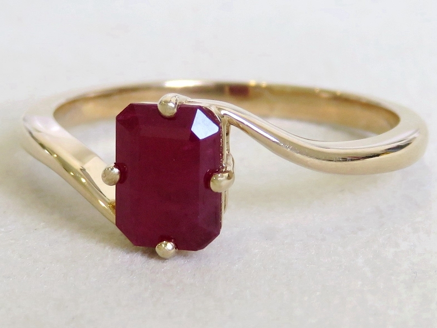1.2ct Emerald Cut Natural Ruby Ring – 9k Yellow Gold | CL Jewellery NZ