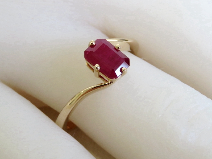 1.2ct Emerald Cut Natural Ruby Ring – 9k Yellow Gold | CL Jewellery NZ