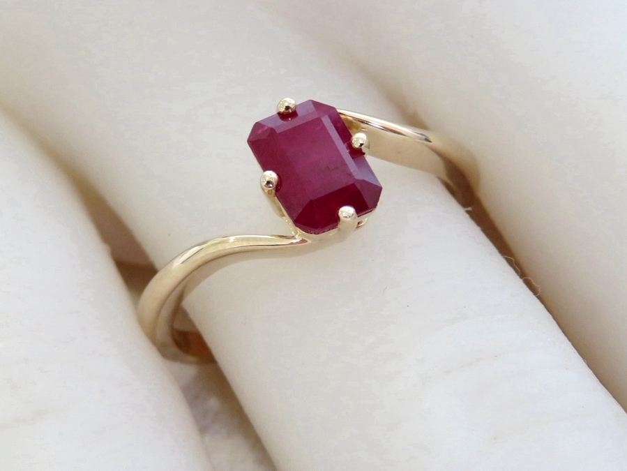 1.2ct Emerald Cut Natural Ruby Ring – 9k Yellow Gold | CL Jewellery NZ